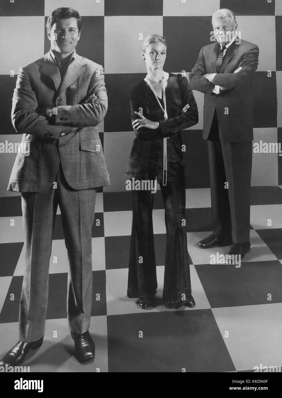 Cast lineup hi-res stock photography and images - Alamy