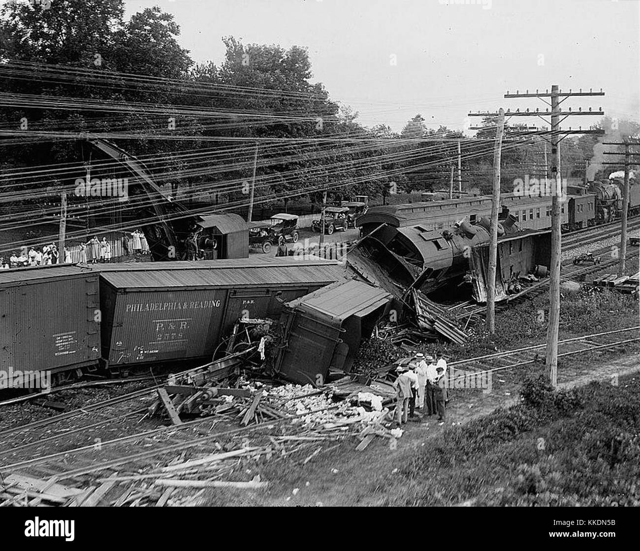 Train crash 1920s hi-res stock photography and images - Alamy