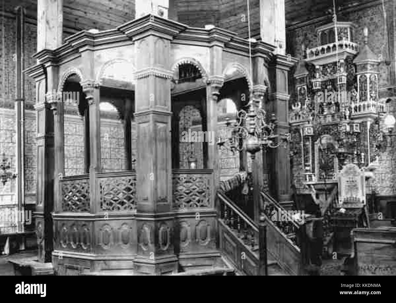 Wolpa synagogue - the bima Stock Photo - Alamy