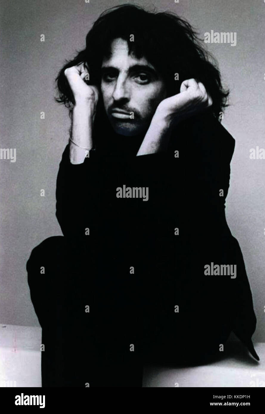 Alice cooper 1977 hi-res stock photography and images - Alamy