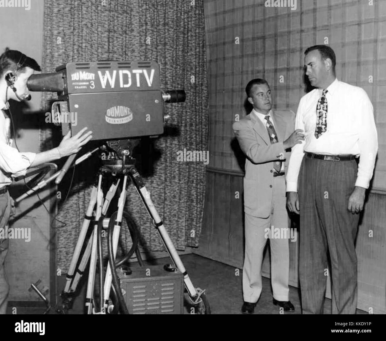 DuMont television network WDTV broadcast 1952 Stock Photo - Alamy