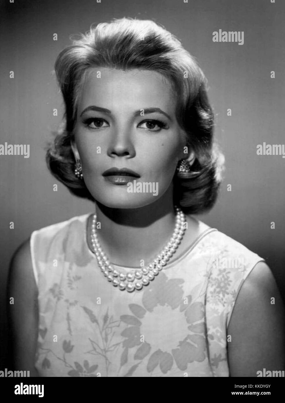 87th precinct cover hi-res stock photography and images - Alamy