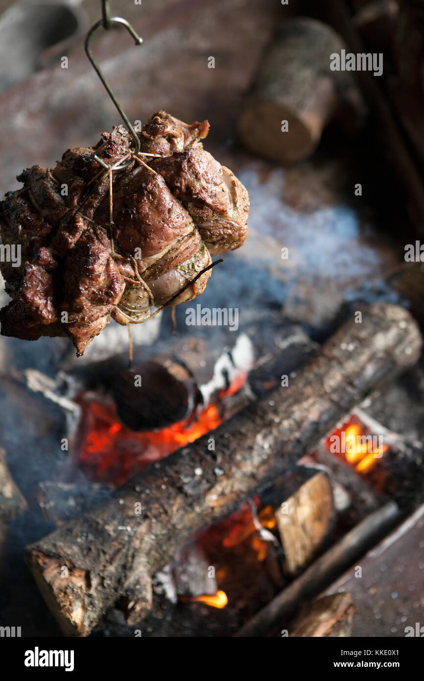 Lamb cooking over open fire hi-res stock photography and images - Alamy