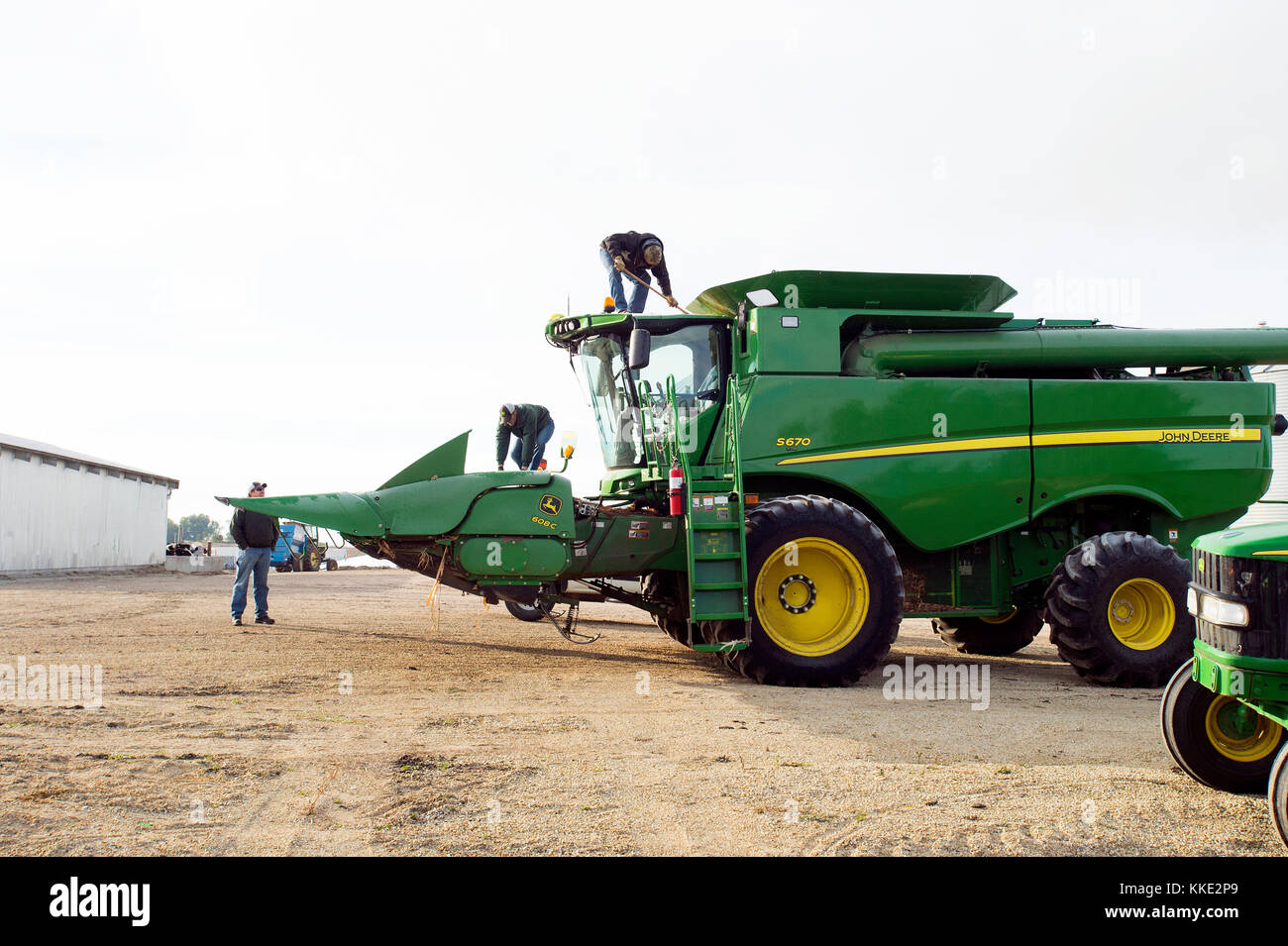 Prepare farm hi-res stock photography and images - Alamy