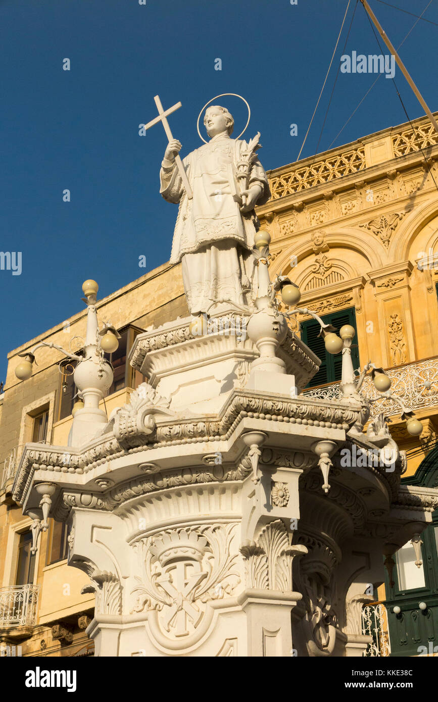 Statue of St. Lawrence on Victory Square / Misrah Ir-Rebha / Vittoriosa ...