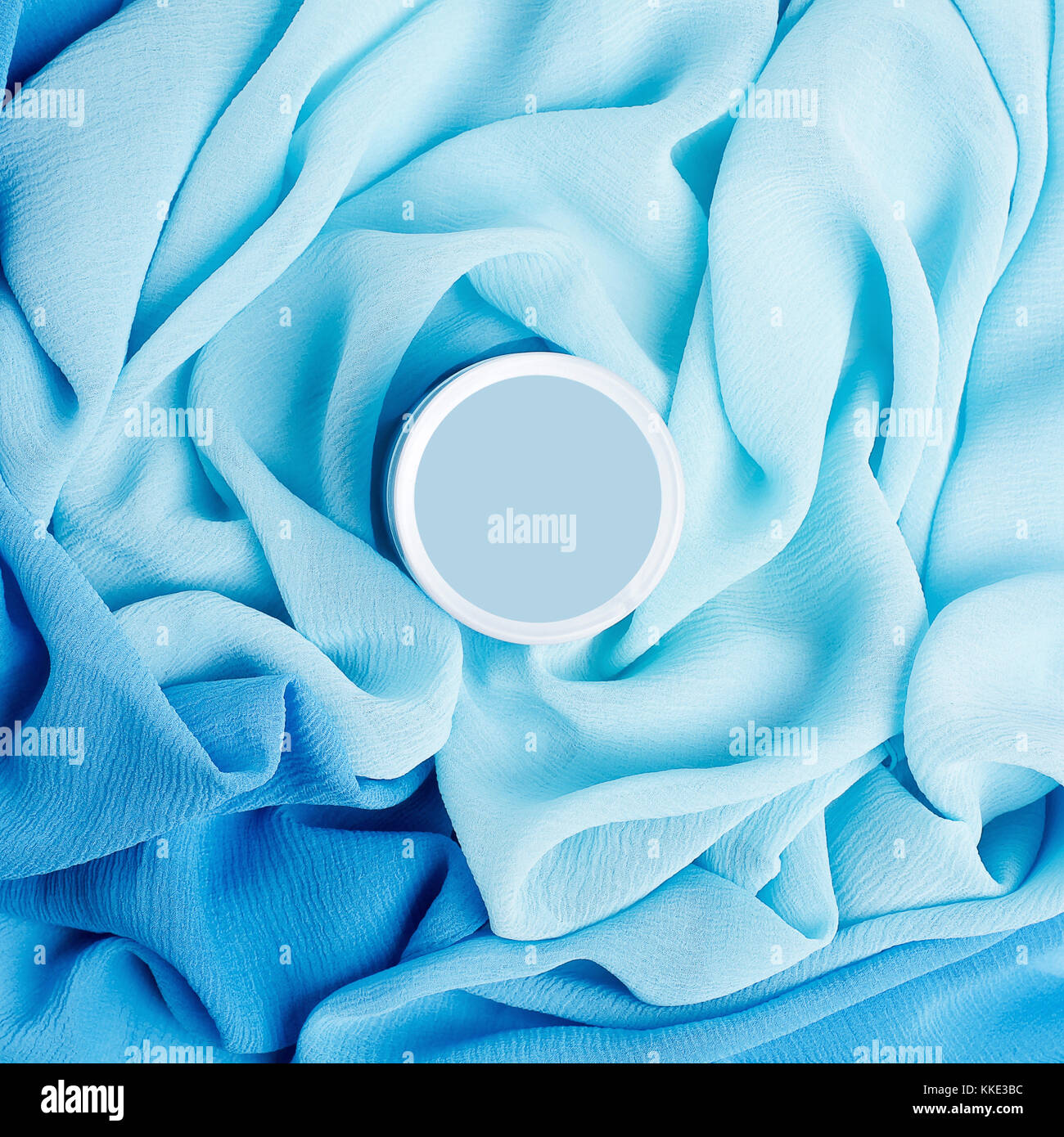 Wavy cloth hi-res stock photography and images - Alamy