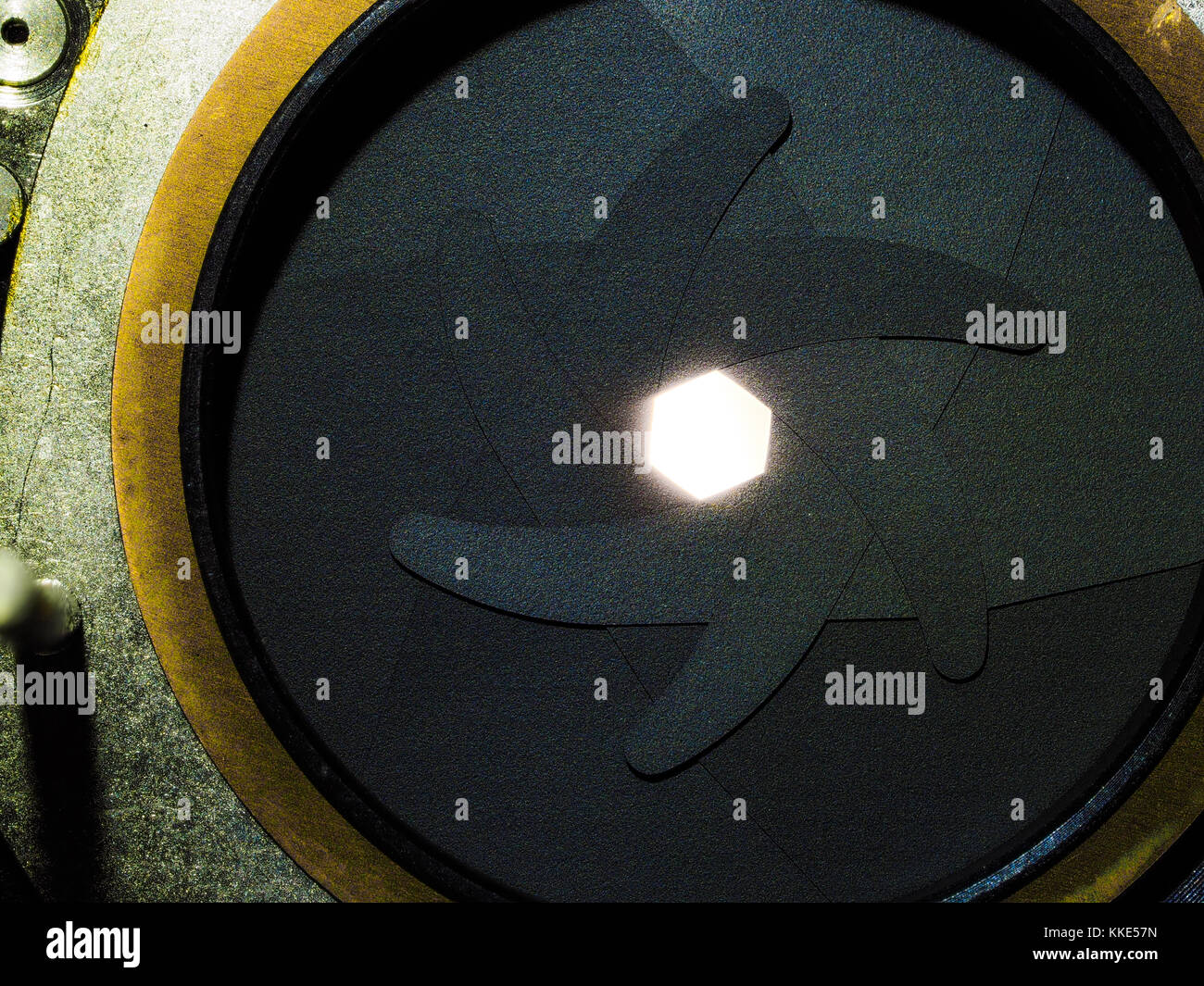 Aperture blades of a old lens Stock Photo - Alamy