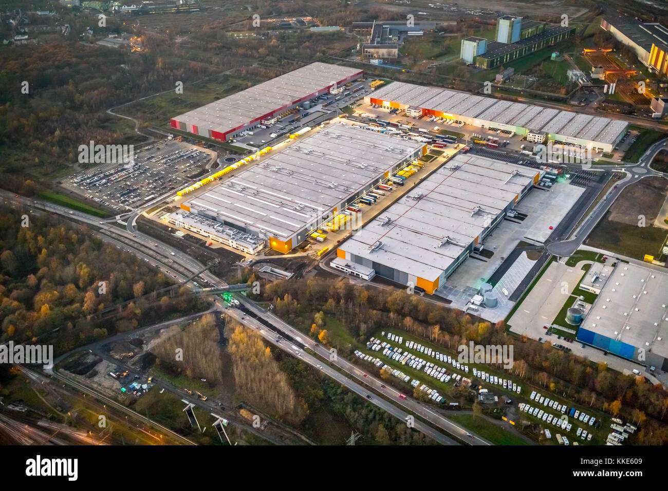 Amazon logistics centers in the Ruhr area, logistics center DTM2 in ...