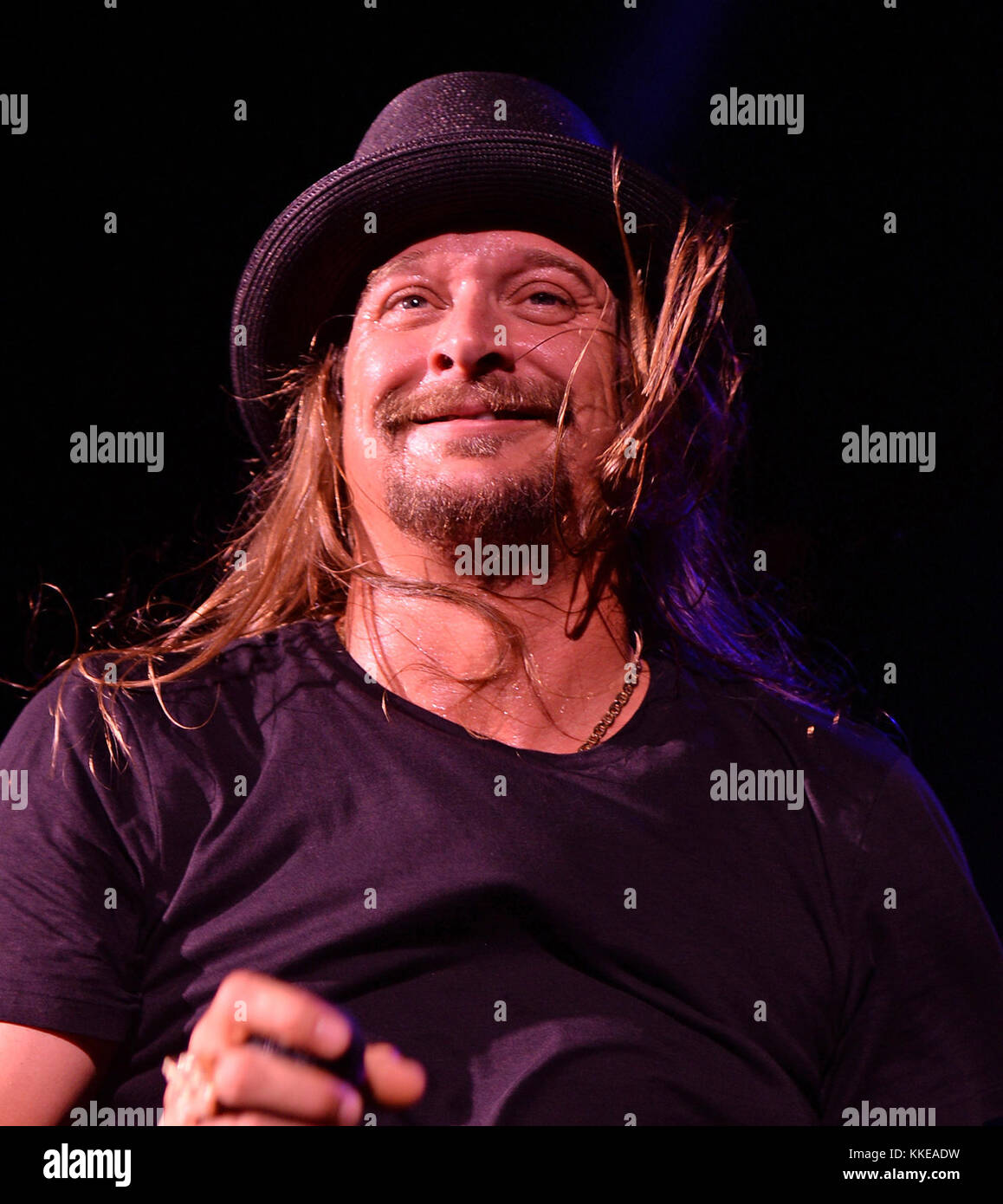 WEST PALM BEACH, FL - JULY 16: Robert James Ritchie AKA Kid Rock ...