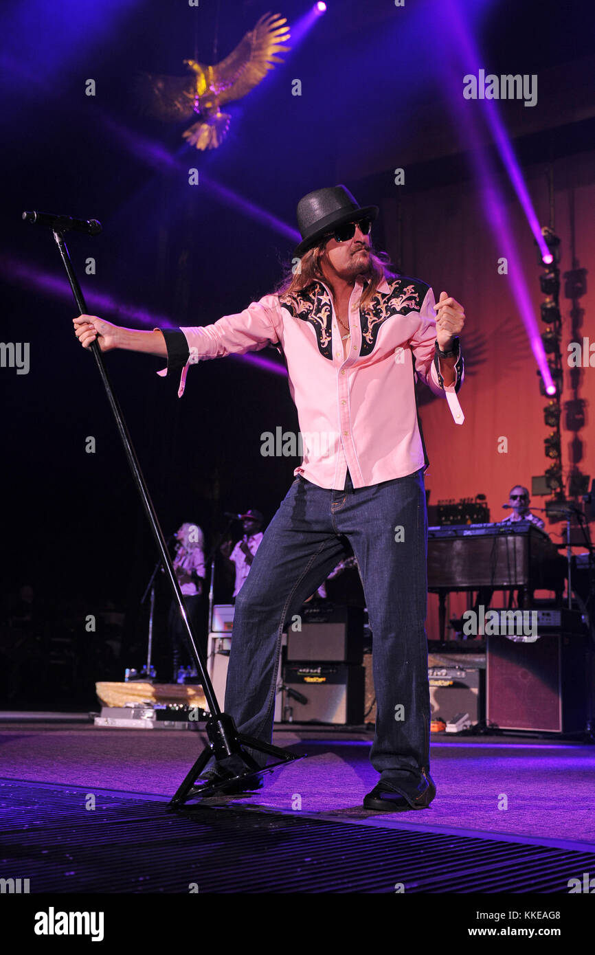 Kid rock robert james ritchie hi-res stock photography and images - Alamy