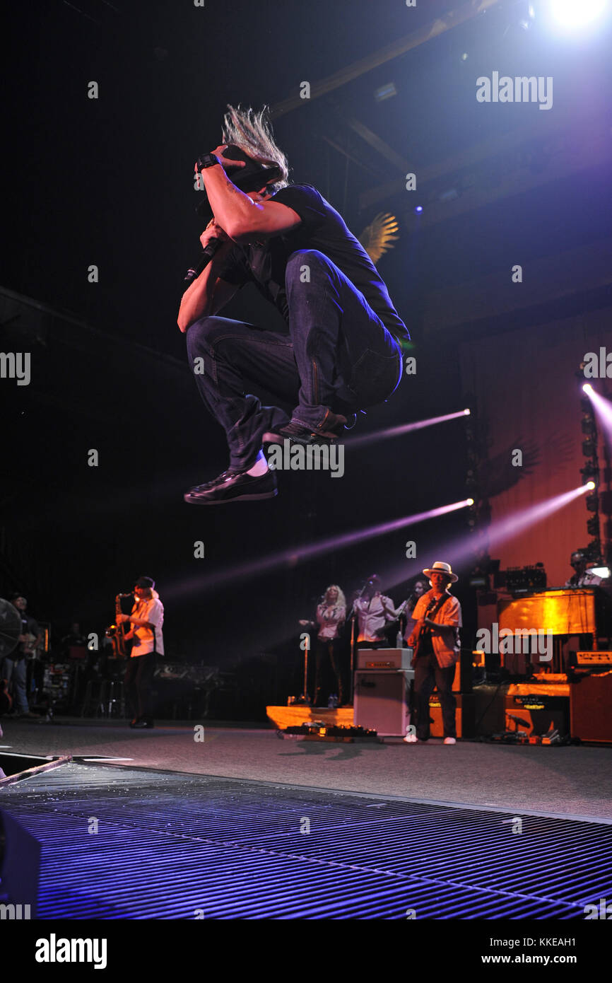 WEST PALM BEACH, FL - JULY 16: Robert James Ritchie AKA Kid Rock ...