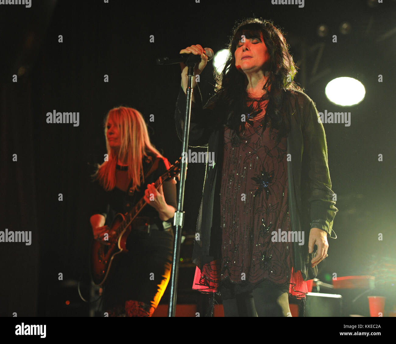 Nancy wilson rock musician hi-res stock photography and images - Alamy