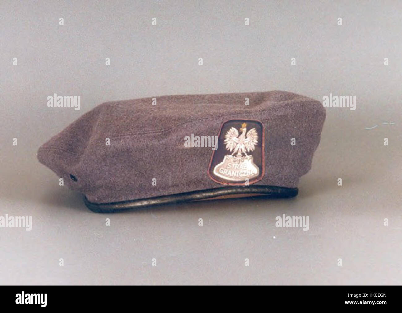 Traditional beret clothing hi-res stock photography and images - Alamy