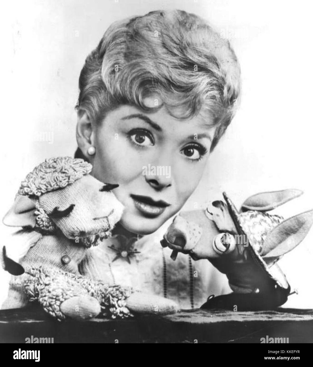 Shari lewis hi-res stock photography and images - Alamy