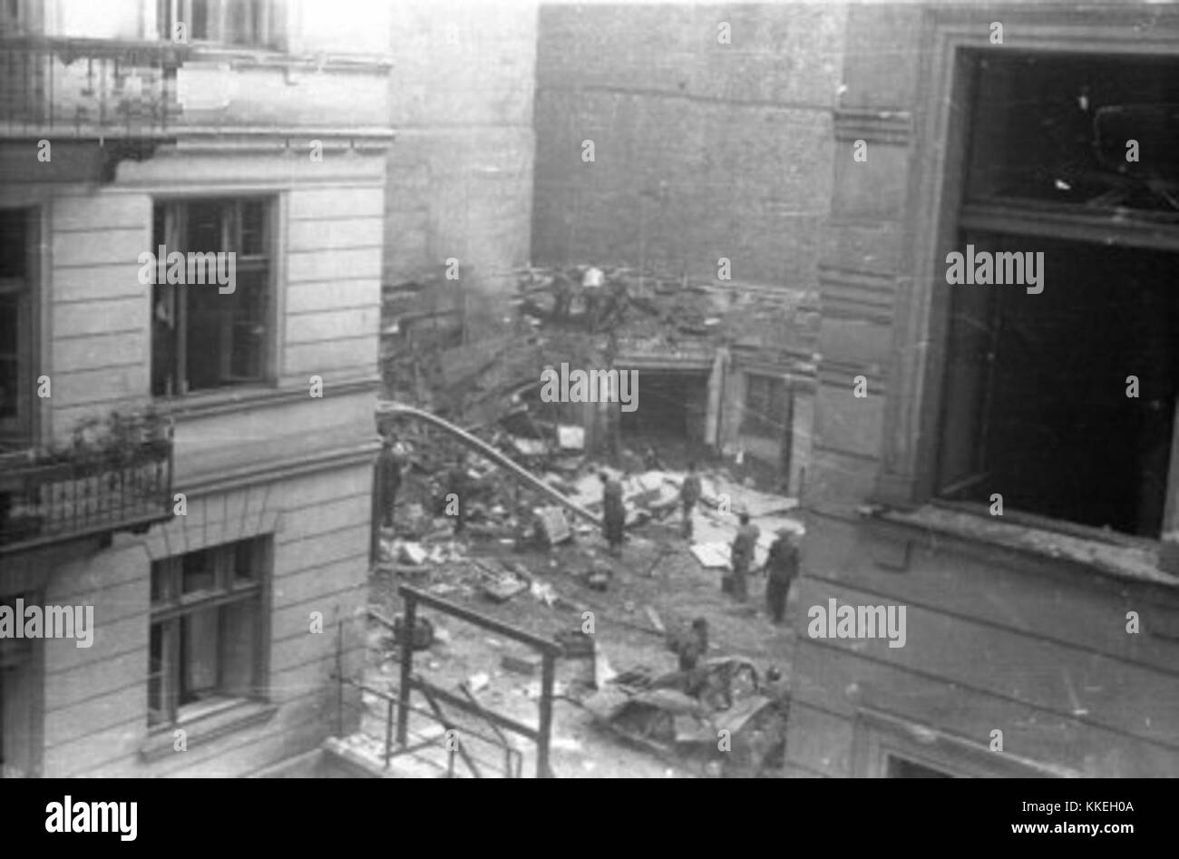 This photograph by Chrzanowski depicts a scene from the Warsaw Uprising ...