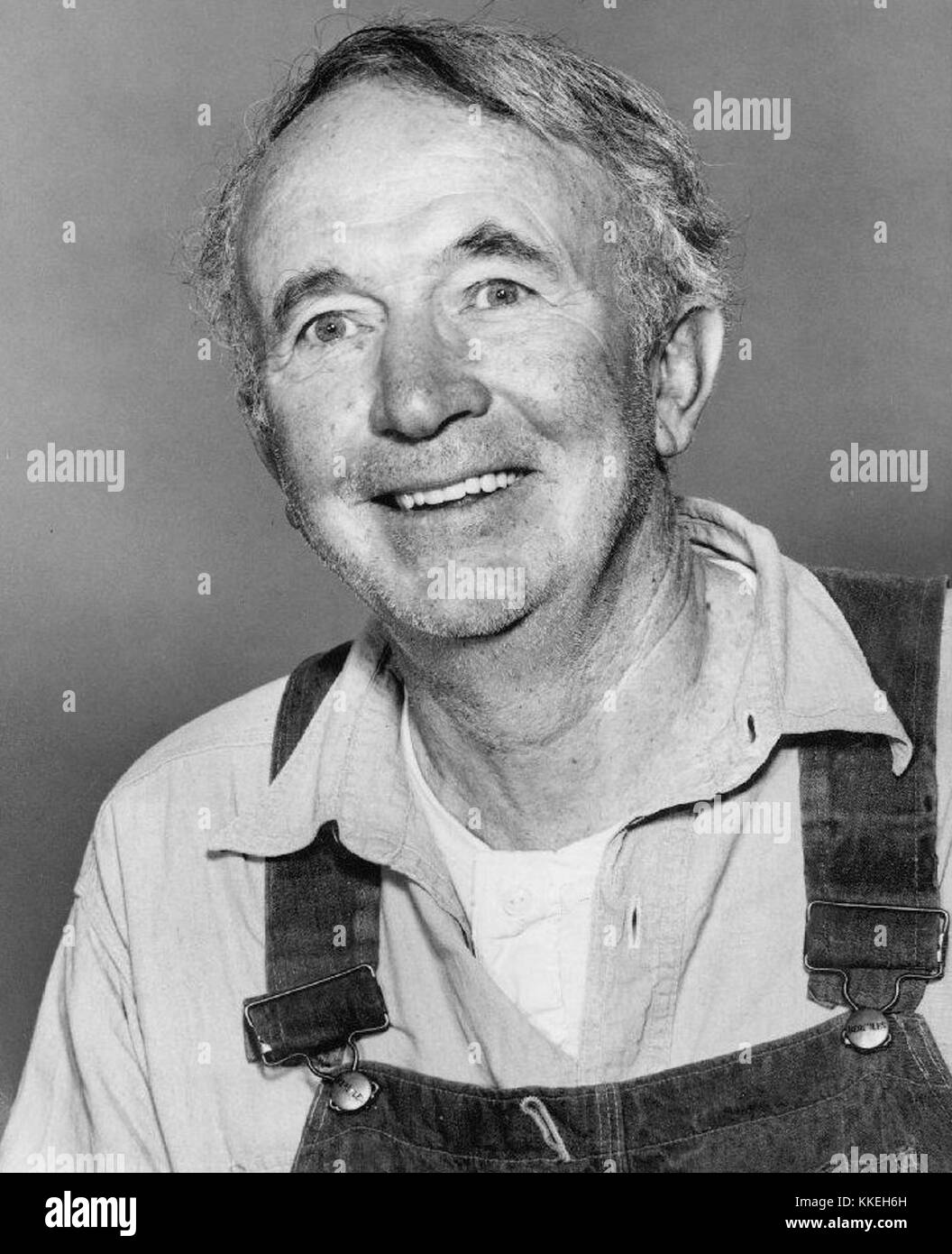 A still or promotional image from the 1958 TV show 'The Real McCoys ...