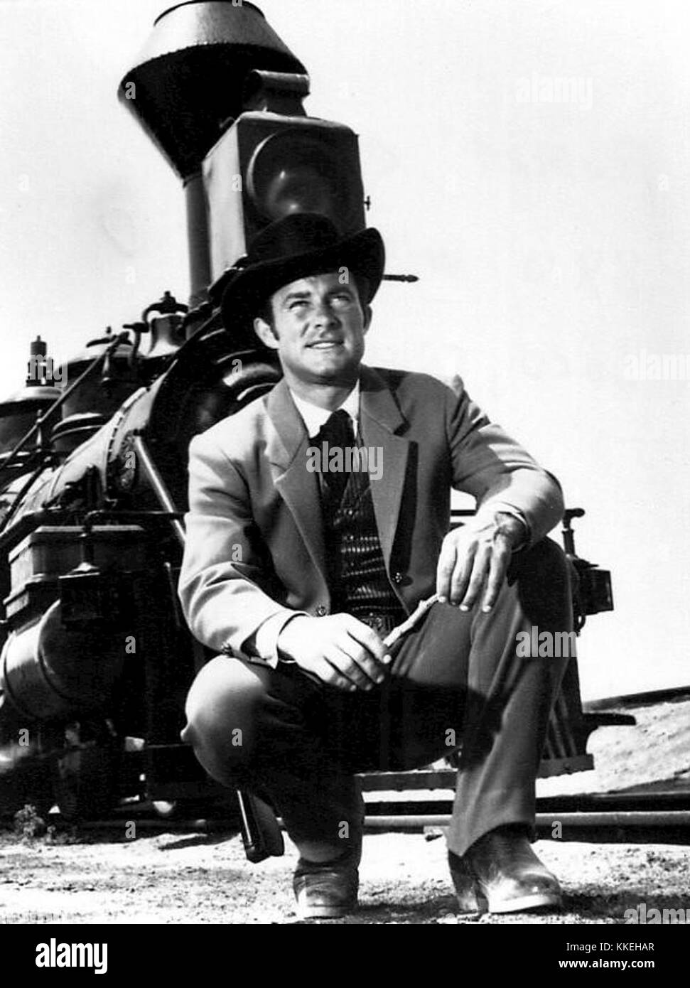 Robert conrad 1965 hi-res stock photography and images - Alamy
