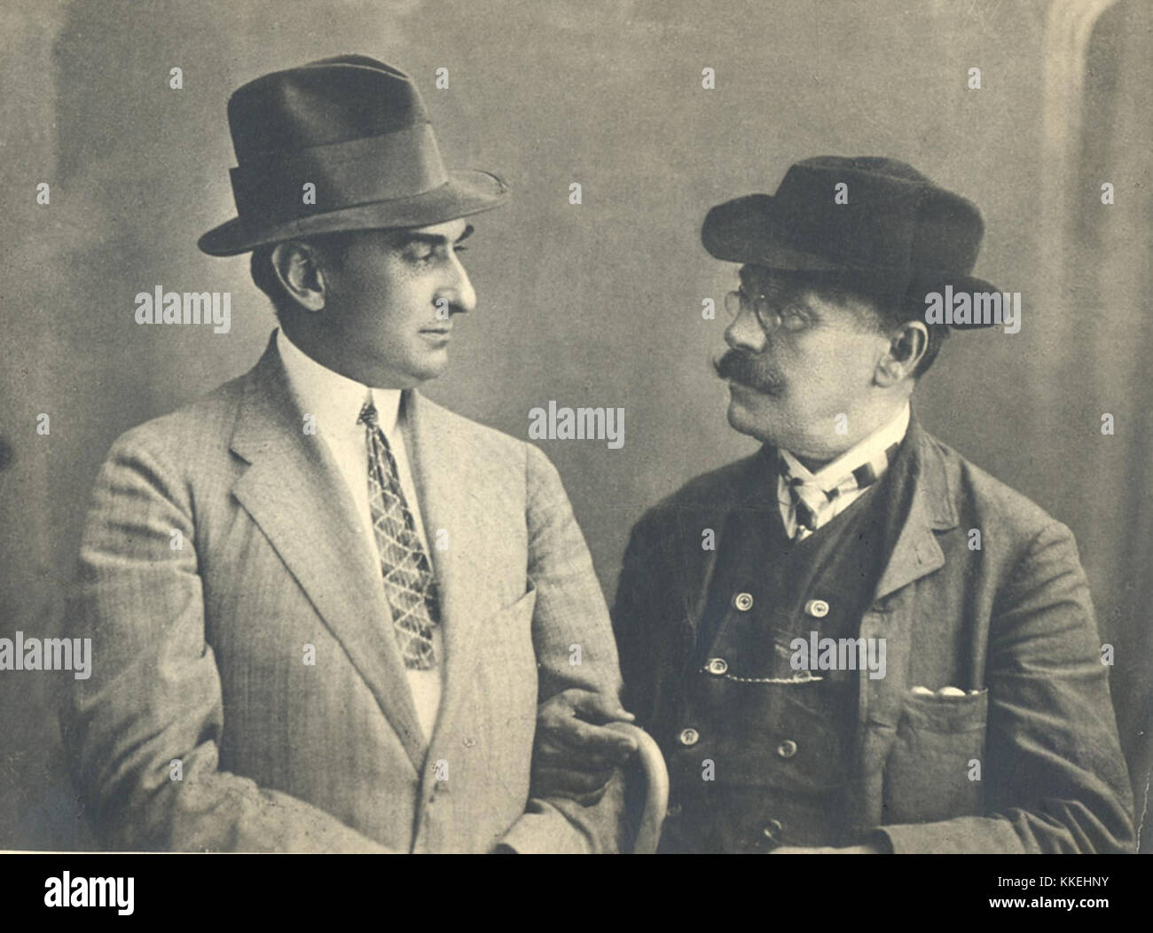 Ion luca caragiale hi-res stock photography and images - Alamy