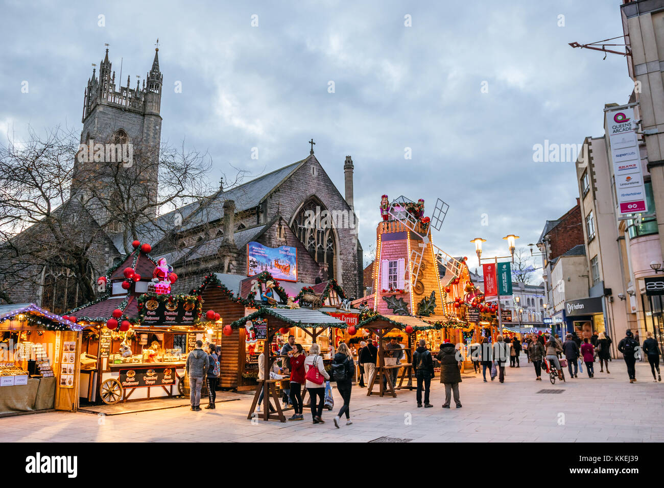 Cardiff christmas market hi-res stock photography and images - Alamy