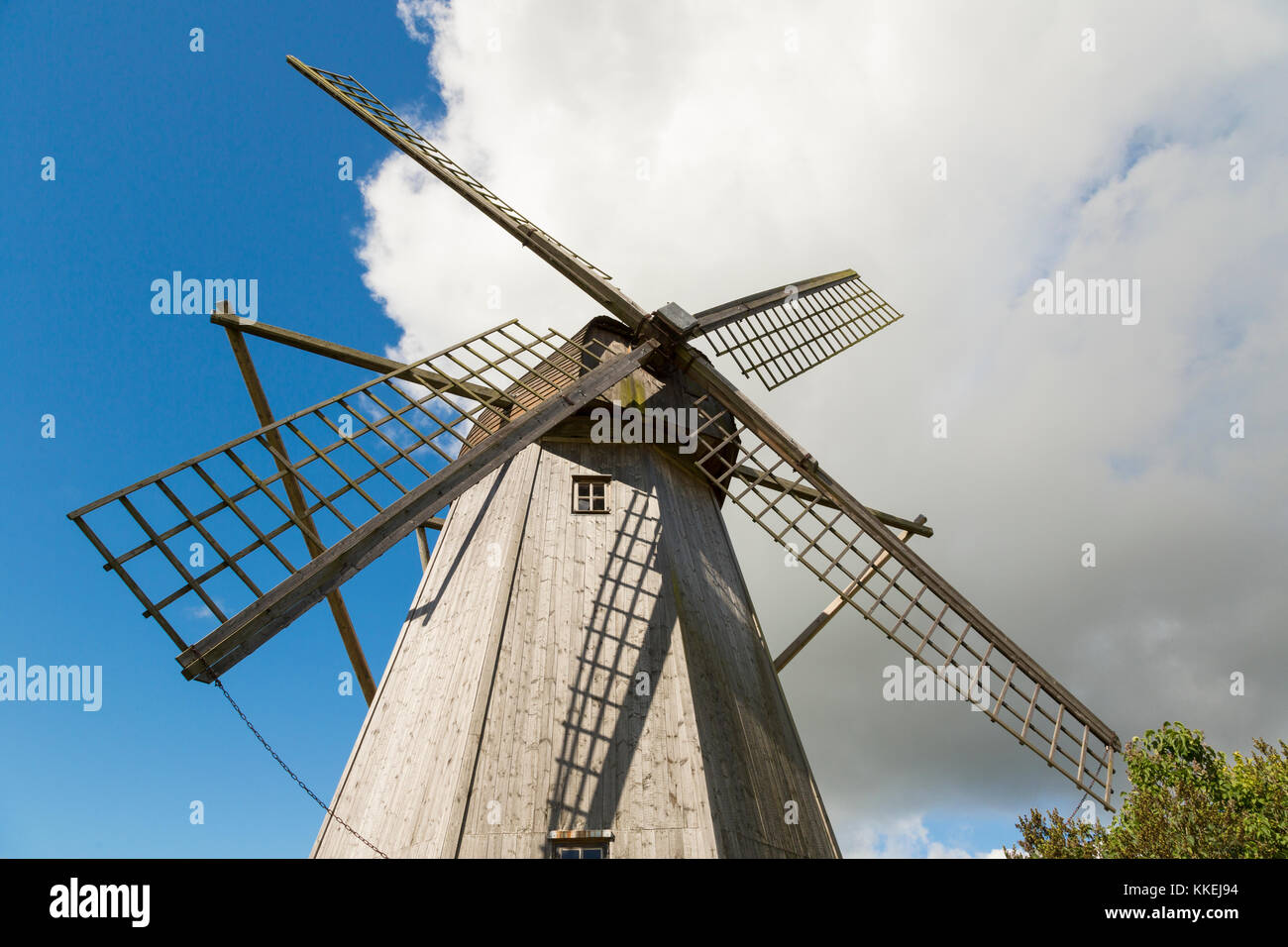 Old dutch style farm house hi-res stock photography and images - Alamy