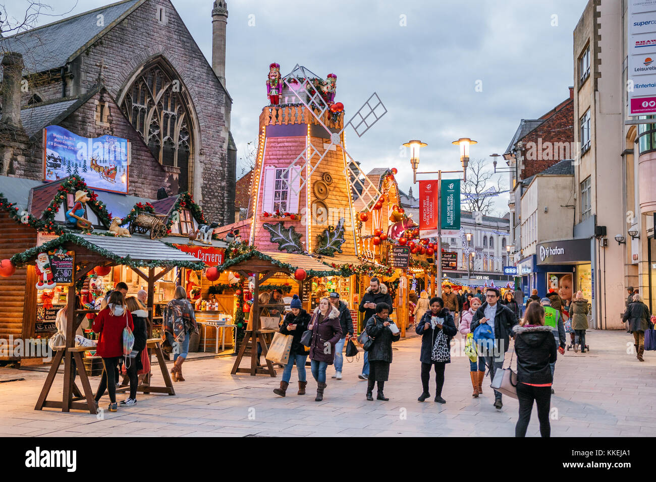 Cardiff christmas market hi-res stock photography and images - Alamy