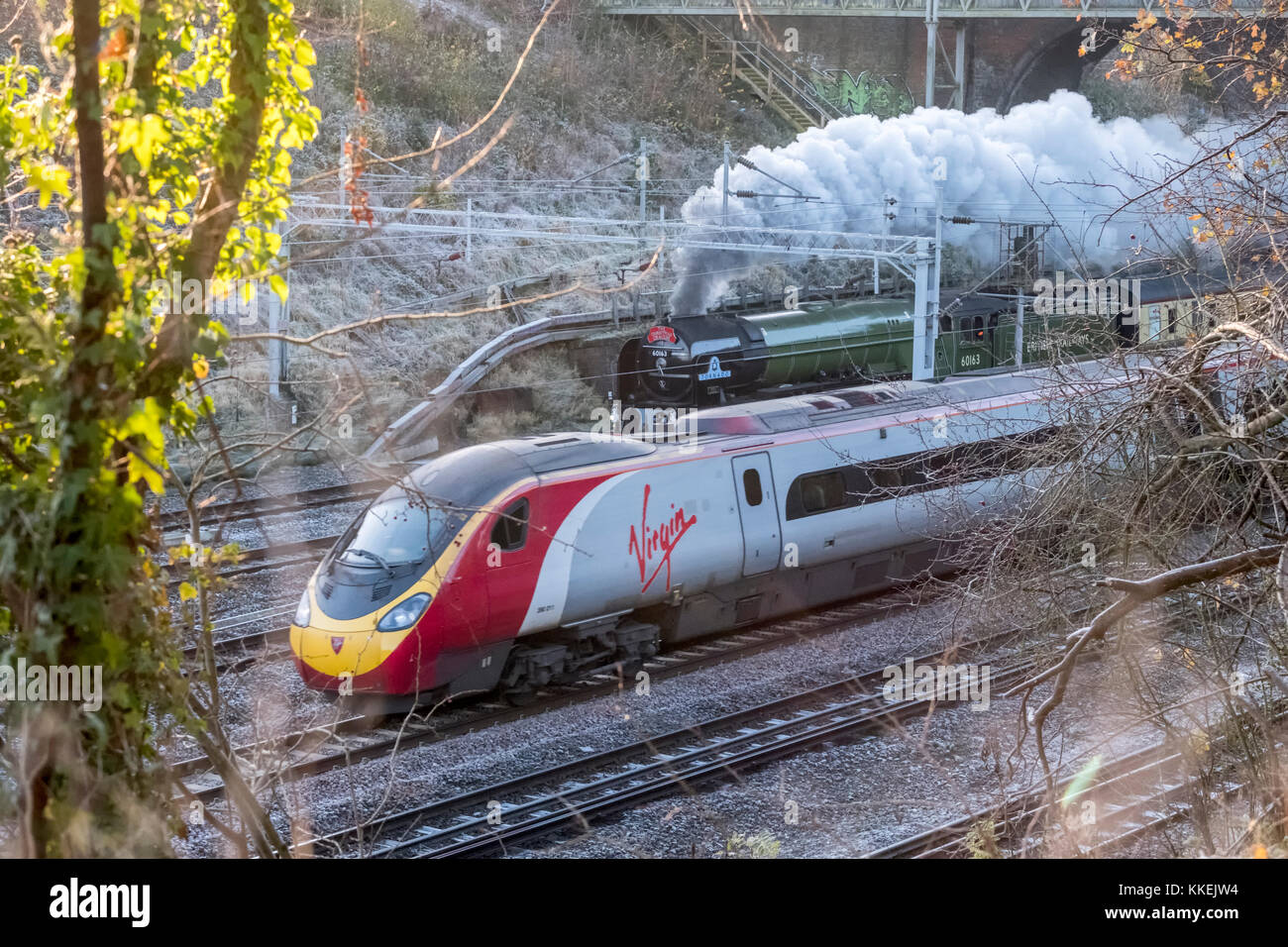 Steam vs electric hi-res stock photography and images - Alamy