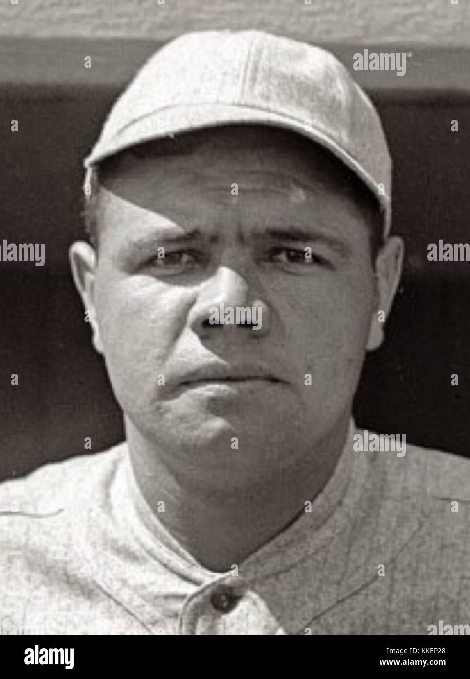 Babe ruth with red sox hi-res stock photography and images - Alamy