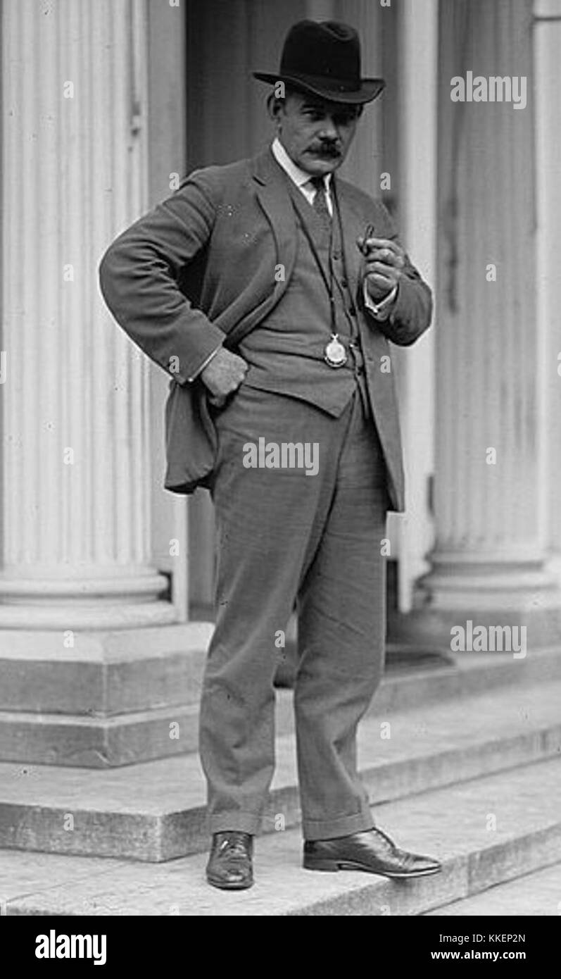 The photograph of Borglum at the White House, taken in 1924, captures ...