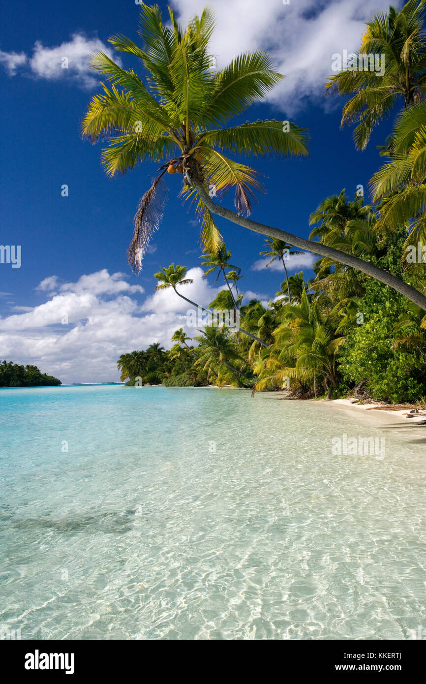 Aitutaki Lagoon in the Cook Islands in the South Pacific Ocean Stock ...