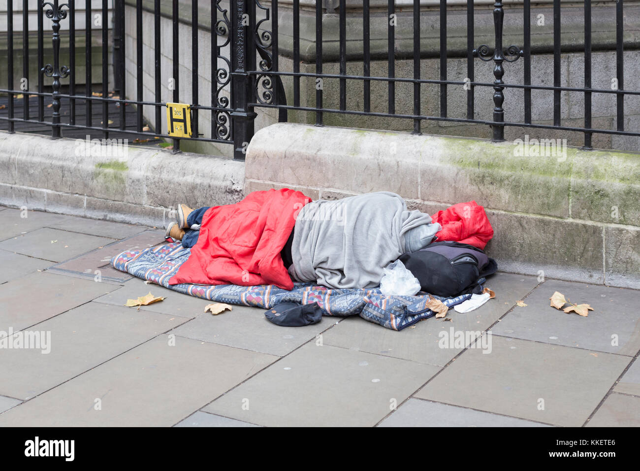 Homeless uk hi-res stock photography and images - Alamy