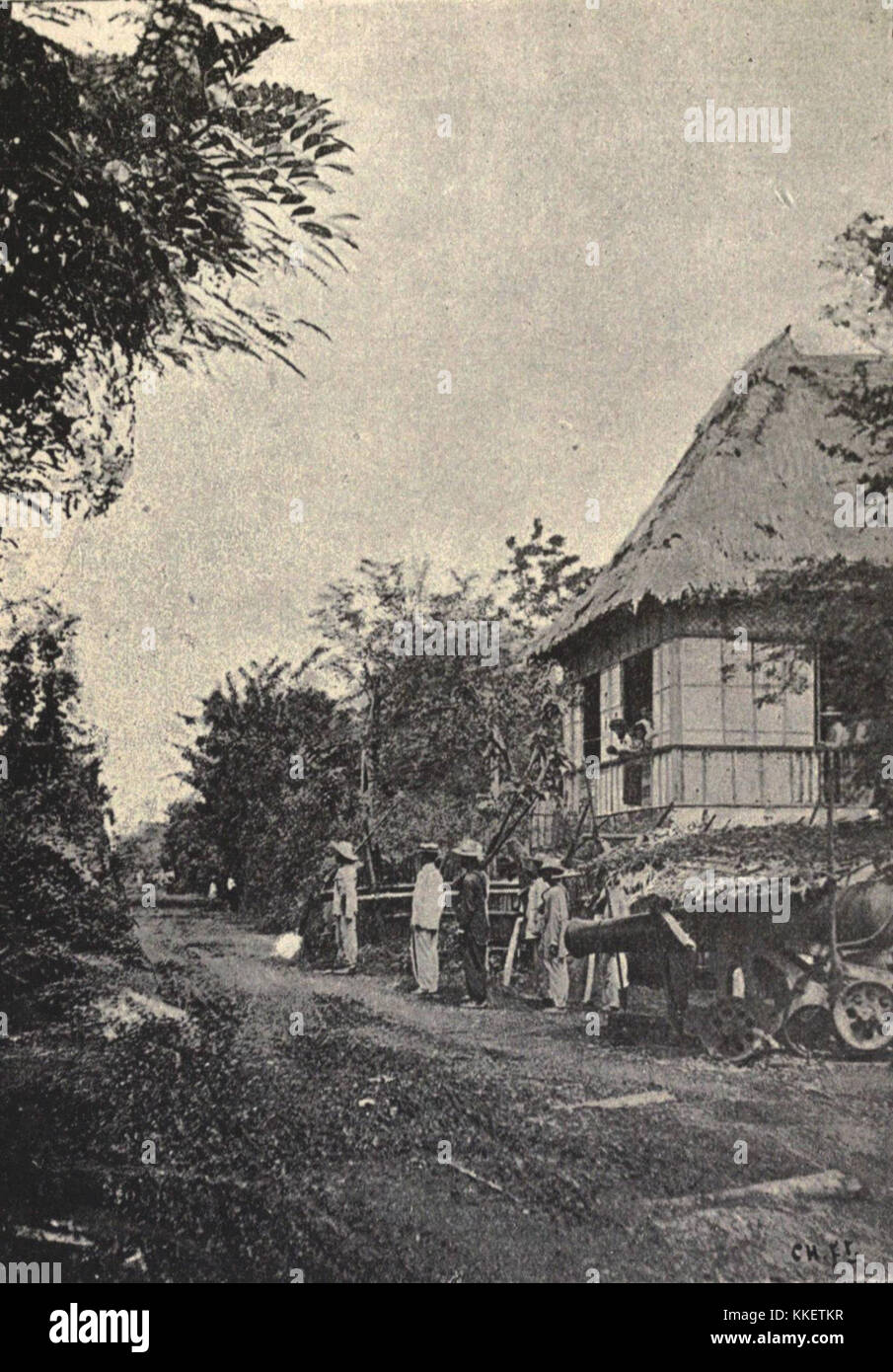 Filipino gun in front of Fort Malate, 1899 Stock Photo - Alamy