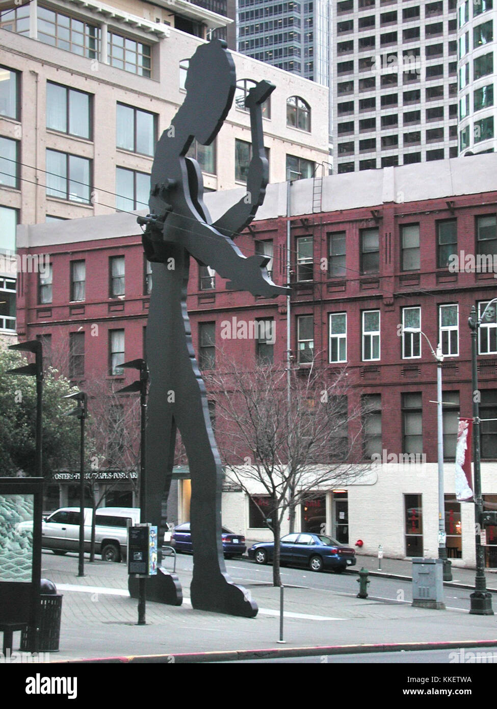 The Hammering Man is a large kinetic sculpture by Jonathan Borofsky ...