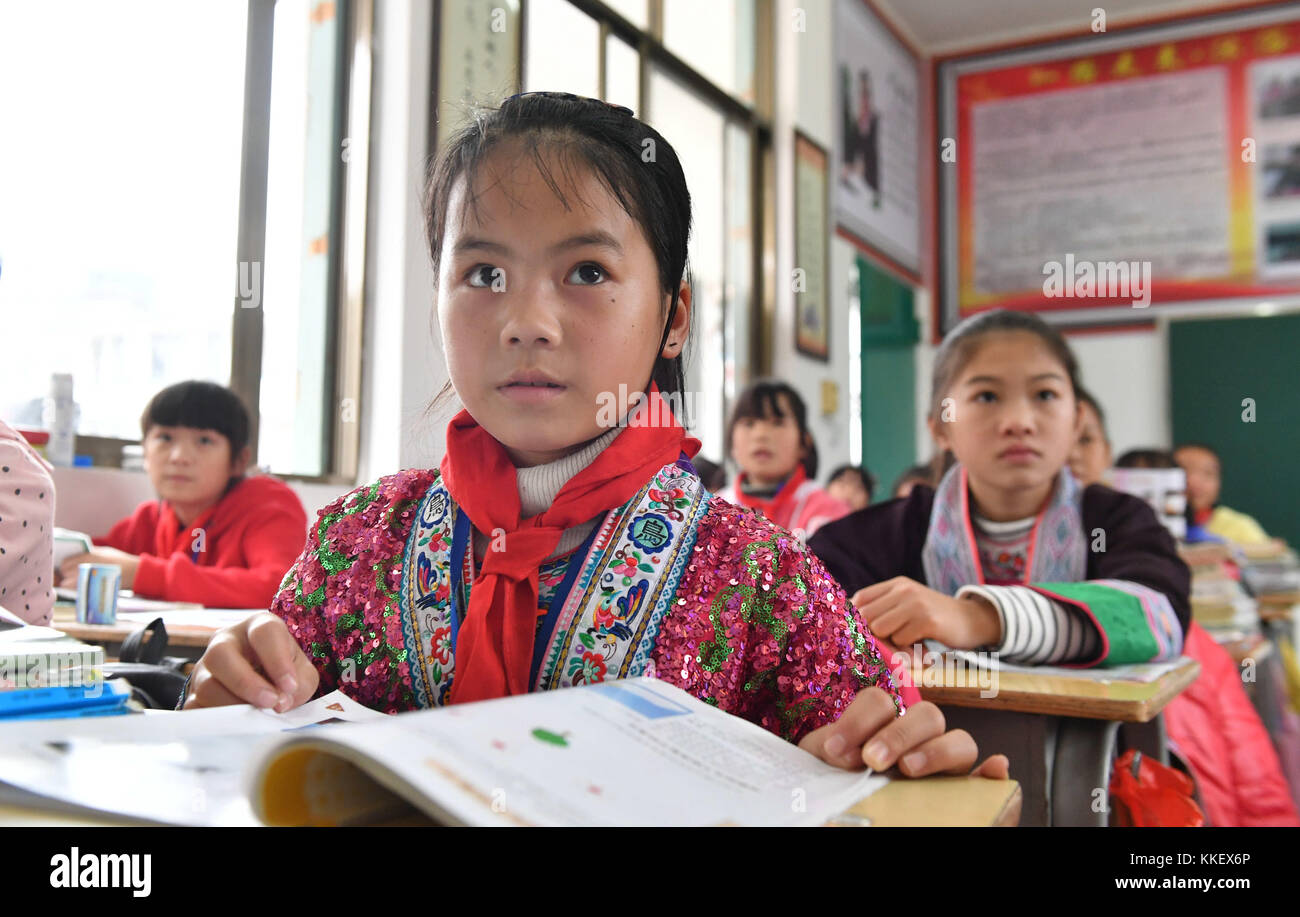 Class photo girls students hi-res stock photography and images - Alamy