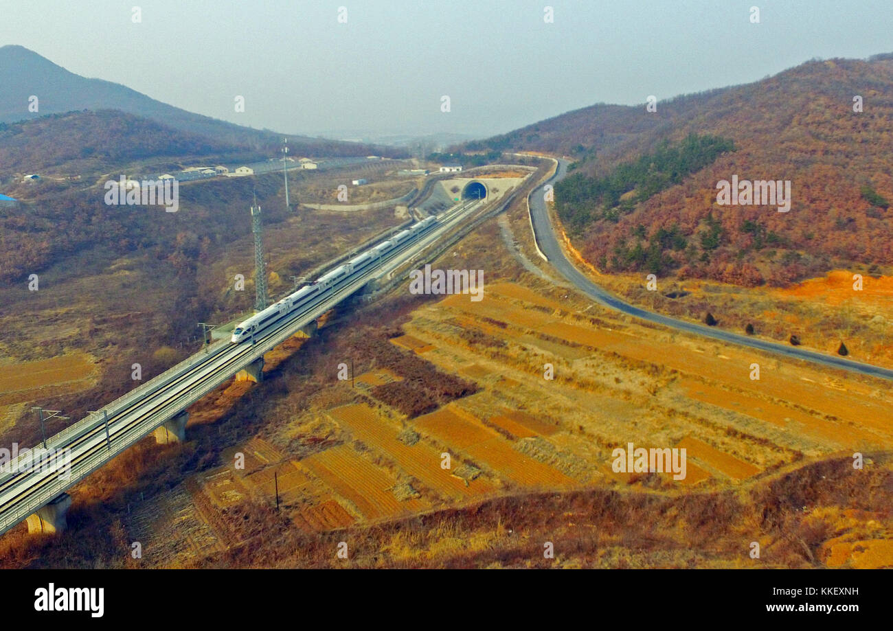 Harbin dalian high speed railway hi-res stock photography and images ...