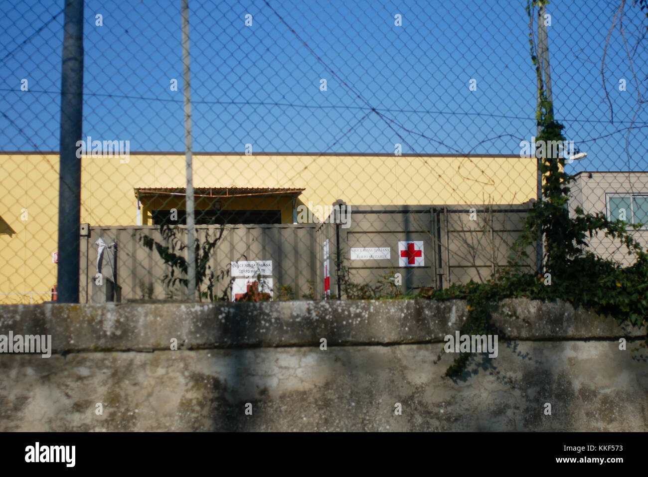 Florence, Italy. 4th December, 2017. Medical container. US Military ...