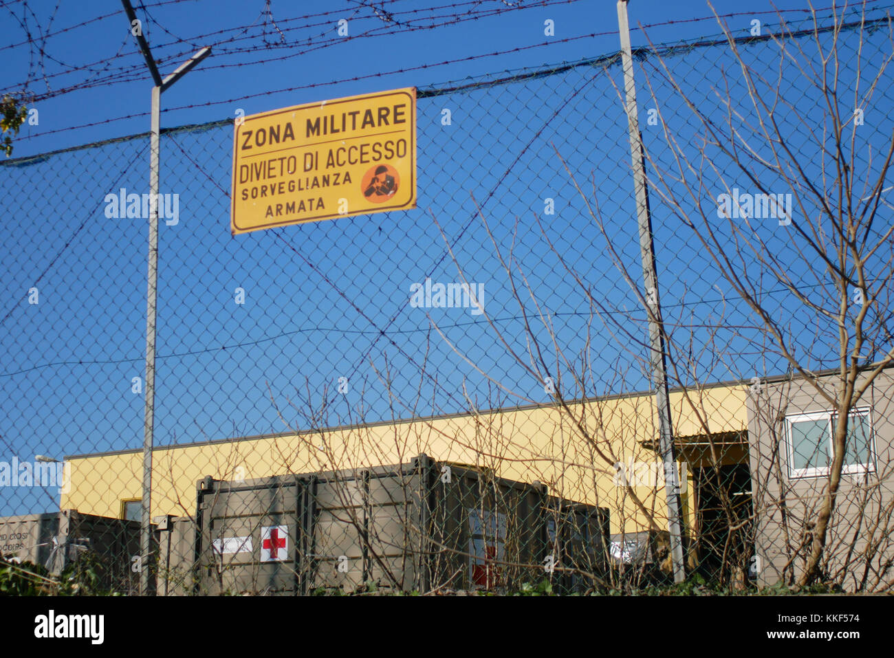 Florence, Italy. 4th December, 2017. Medical container. US Military ...
