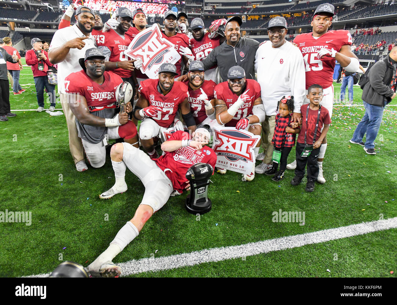 2017 baker mayfield hi-res stock photography and images - Alamy