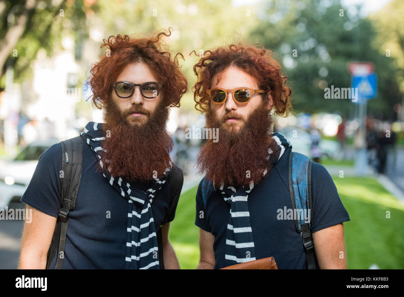 Redhead twins hi-res stock photography and images - Alamy