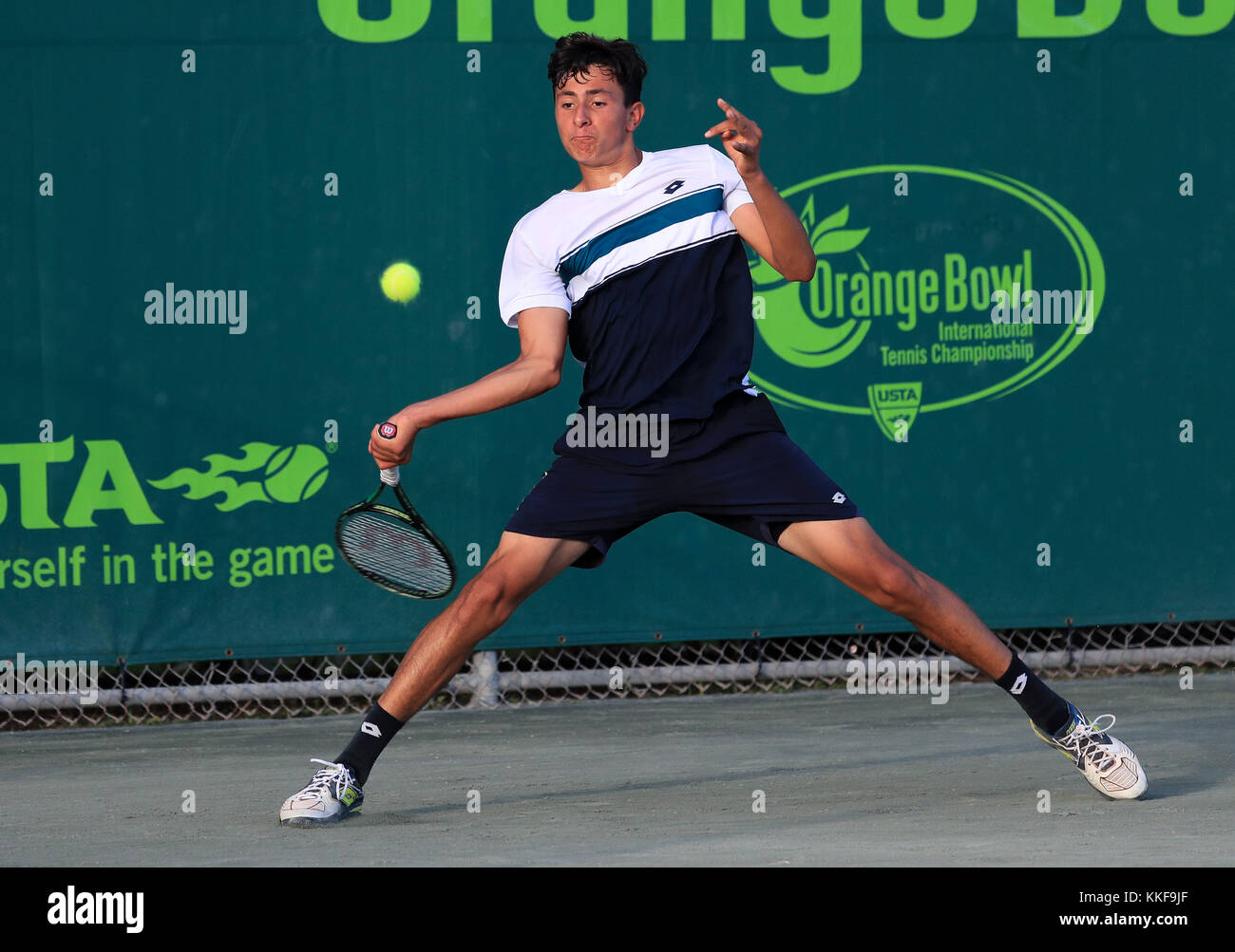 Plantation, Florida, USA. 06th Dec, 2017. Emilio NAVA (USA) plays in ...