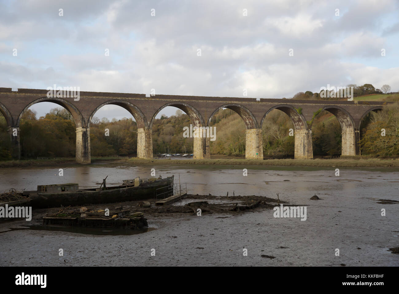 Train Viaduct bridge in Devon Stock Photo - Alamy