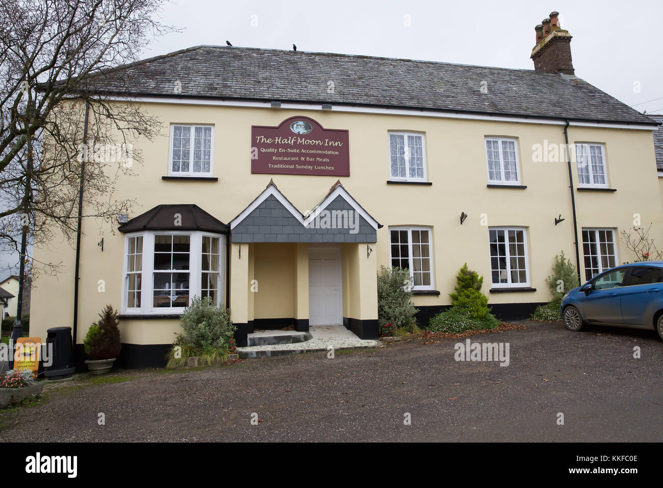 The Half Moon Inn in Sheepwash Devon Stock Photo - Alamy
