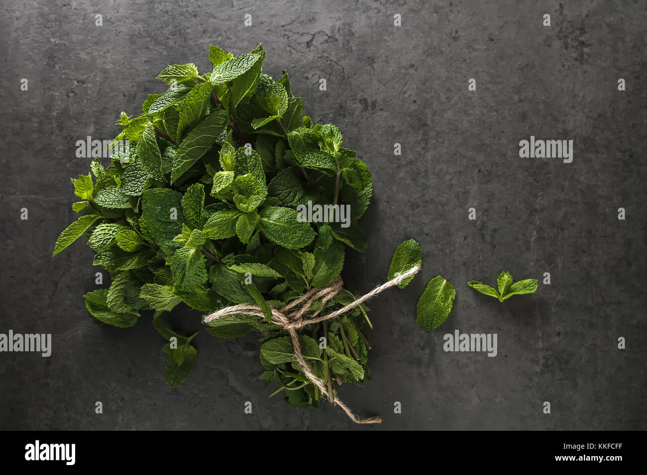 Fresh mint leaves. Italian herbs. Dark background Stock Photo - Alamy