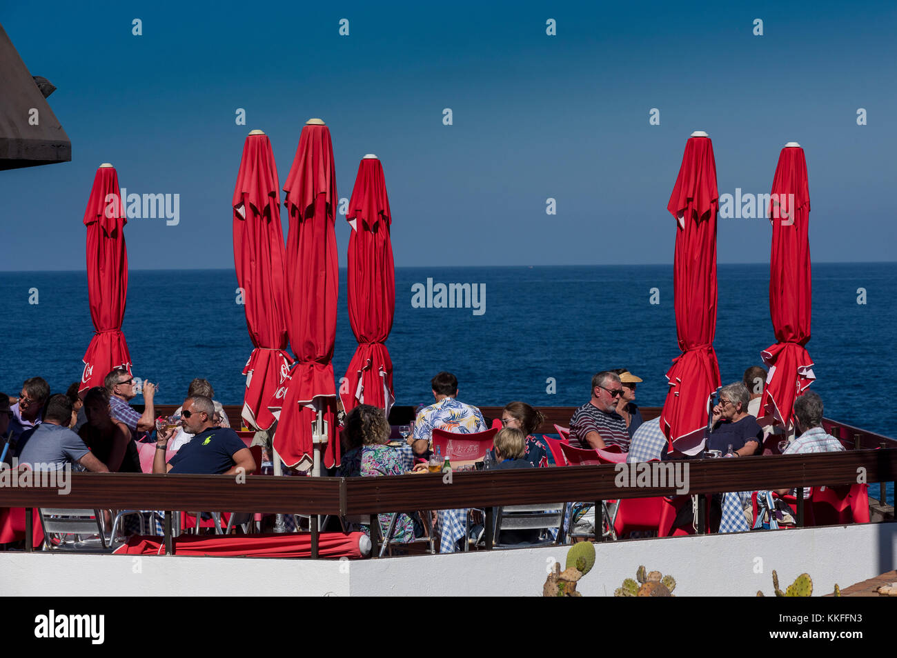 Sea side bar & restaurant Stock Photo - Alamy