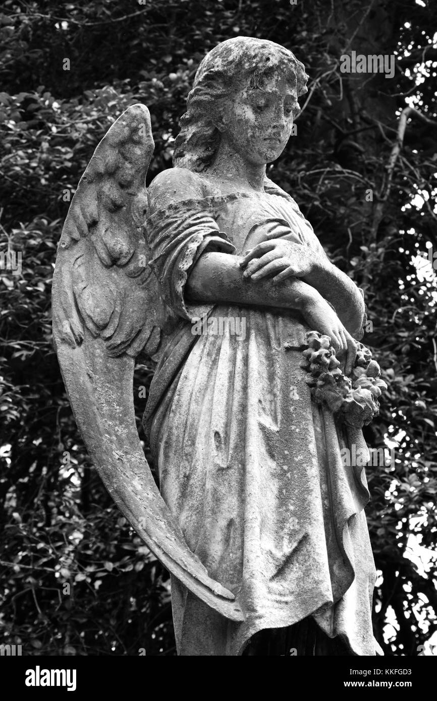 White angel statue Black and White Stock Photos & Images - Alamy
