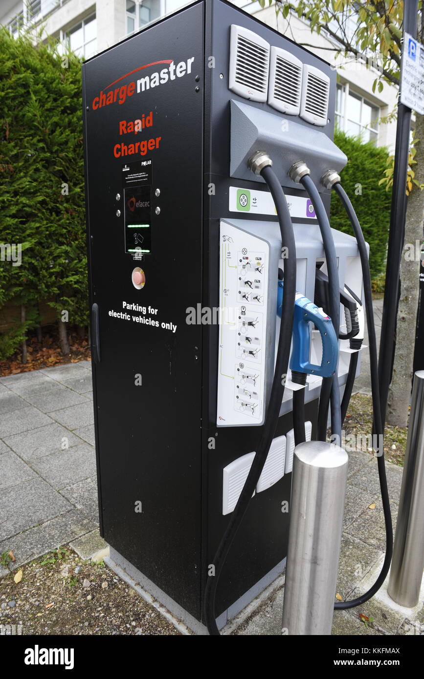Chargemaster electric car charger hi-res stock photography and images ...