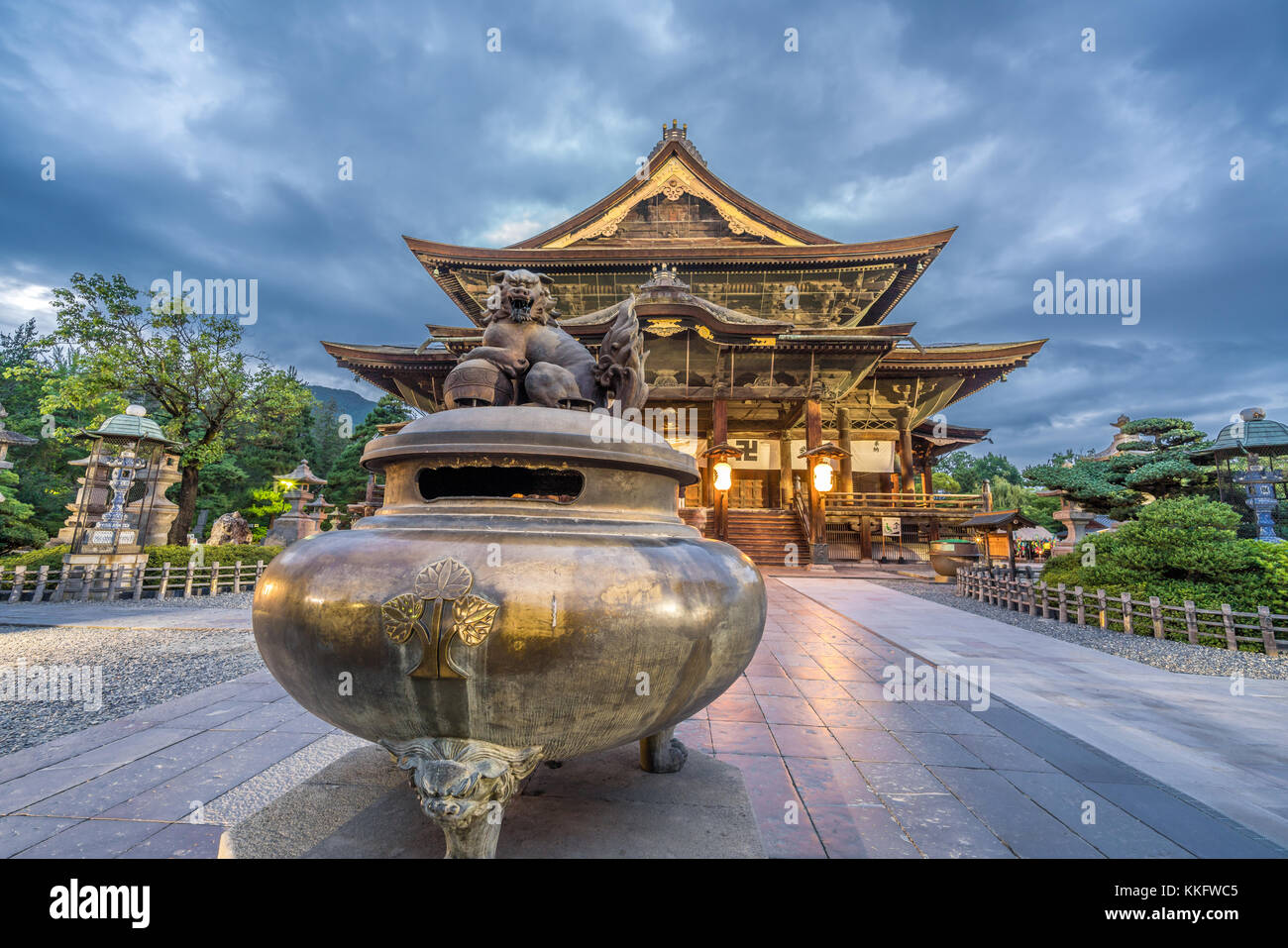 Zenko-ji Temple complex. Hondo (Main Hall) and Jokoro (Incense Burner ...