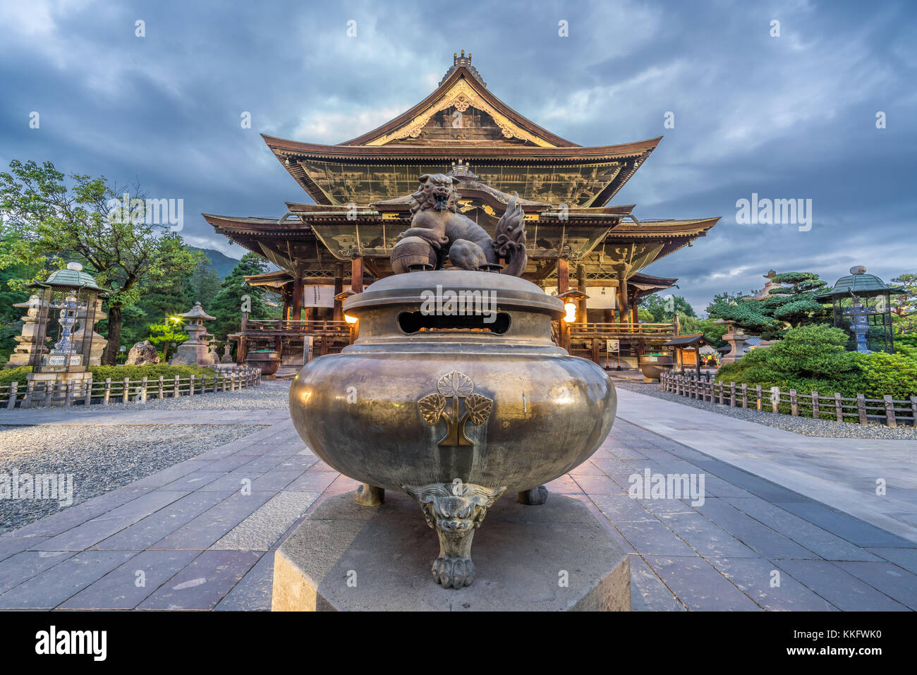 Zenko-ji Temple complex. Hondo (Main Hall) and Jokoro (Incense Burner ...