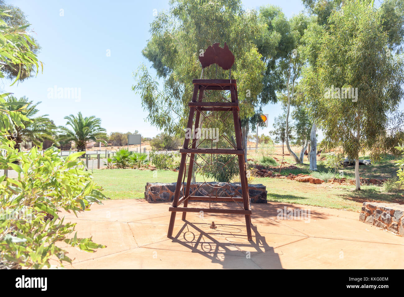 Erldunda, monument in the centre of Australia Stock Photo - Alamy