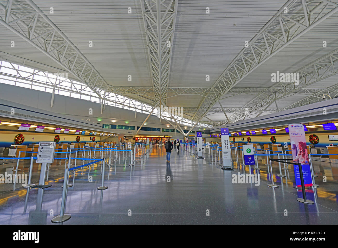 Terminal 8 jfk airport hi-res stock photography and images - Alamy