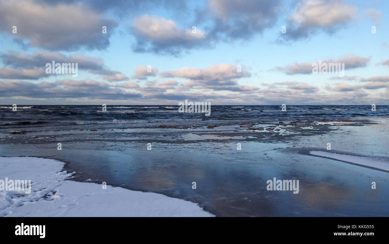 Sea and ice Stock Photo - Alamy